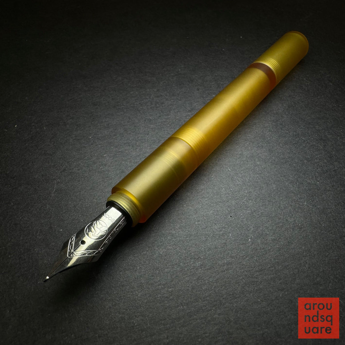 The King of Flow Fountain Pen – aroundsquare